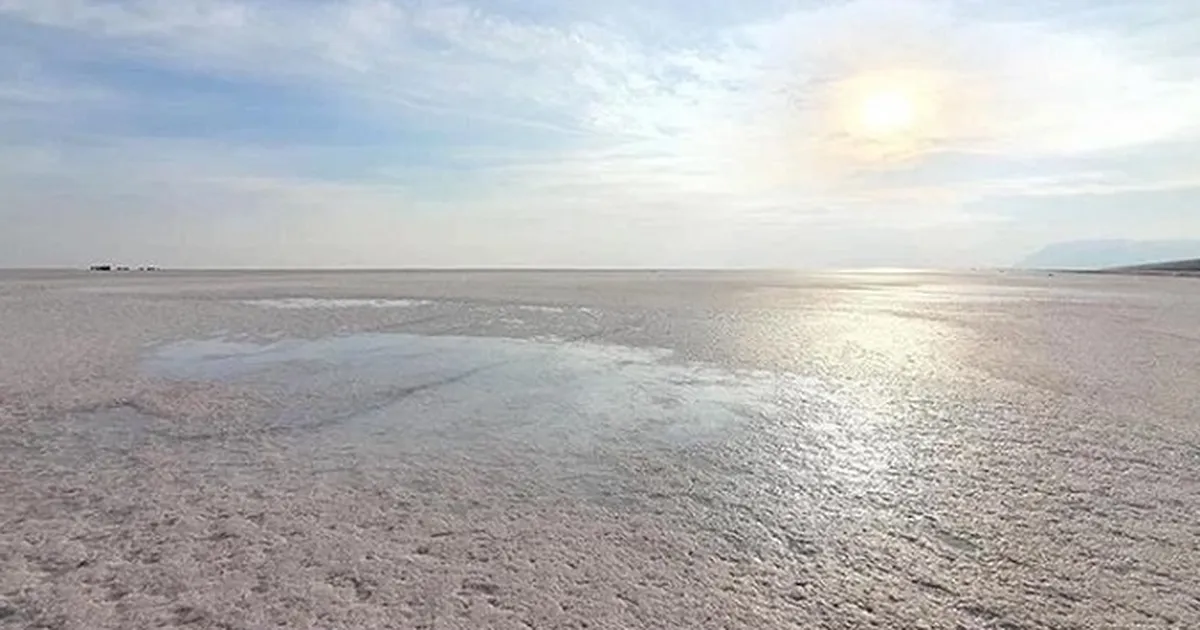 Urmiye Gölü'nün kuruması bulaşıcı hastalıklara yol açacak! - QHA ...