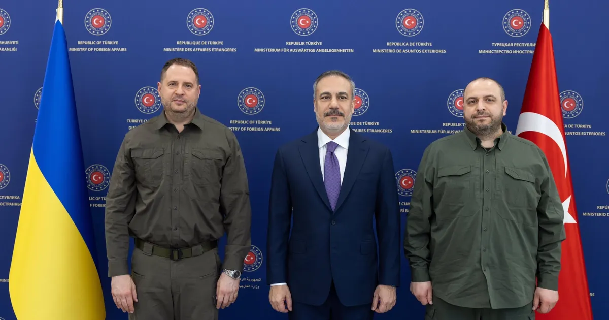 Ukrayna'dan Türkiye'ye çıkarma: Yermak ve Umerov Ankara'da! - QHA ...