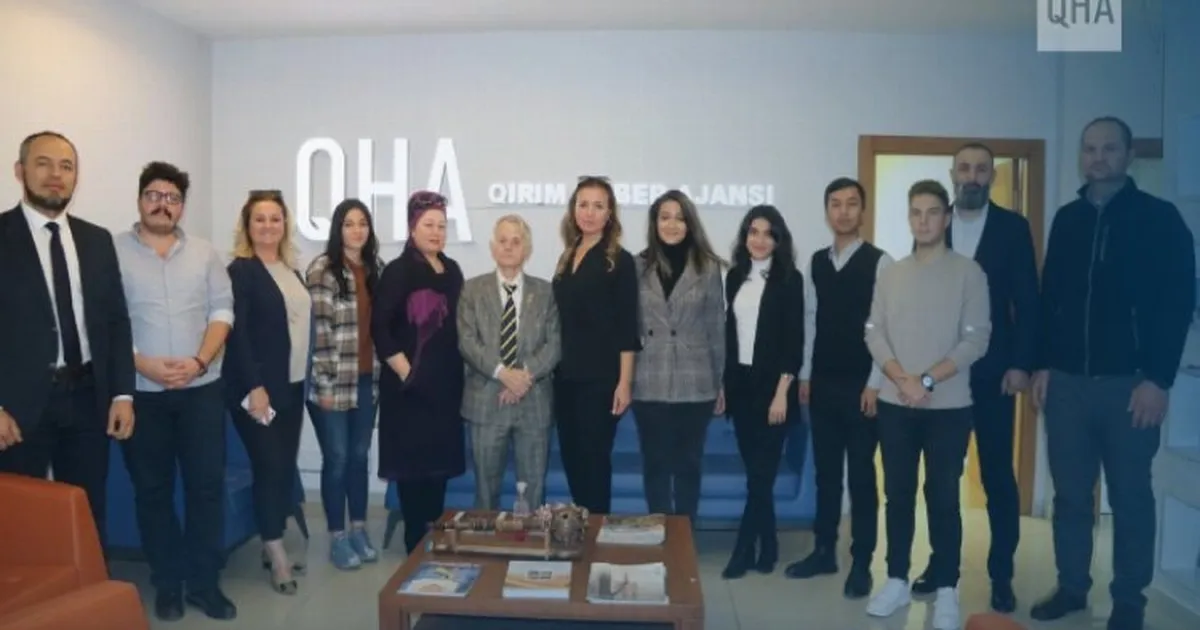 Kırım Tatar halkının milli lideri Kırımoğlu'ndan QHA'ya ziyaret - QHA - Kırım Haber Ajansı